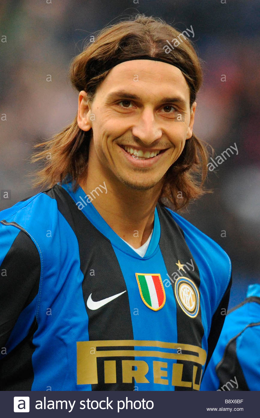 Zlatan Ibrahimovic Stock Photos & Zlatan Ibrahimovic Stock Images - Alamy