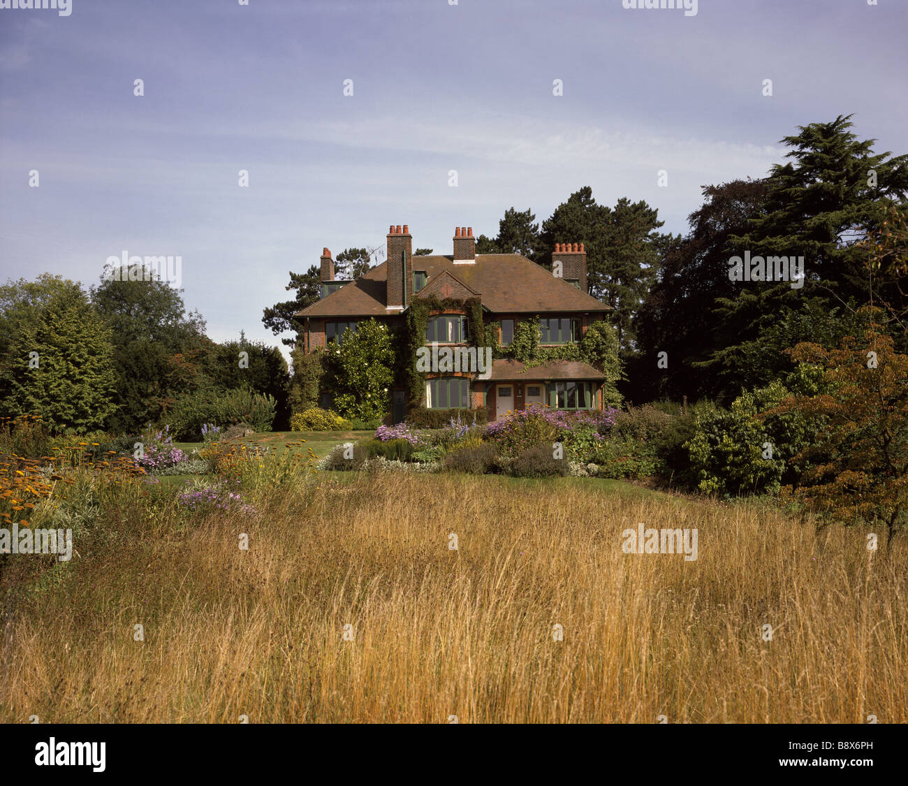 Shaw's corner ayot st lawrence hi-res stock photography and images - Alamy