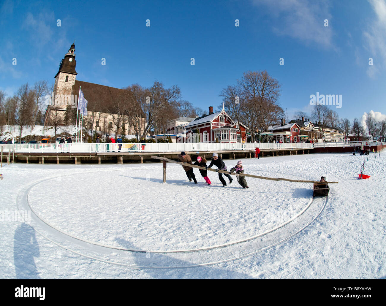 Polar sledge on the ice For editorial use only Stock Photo - Alamy