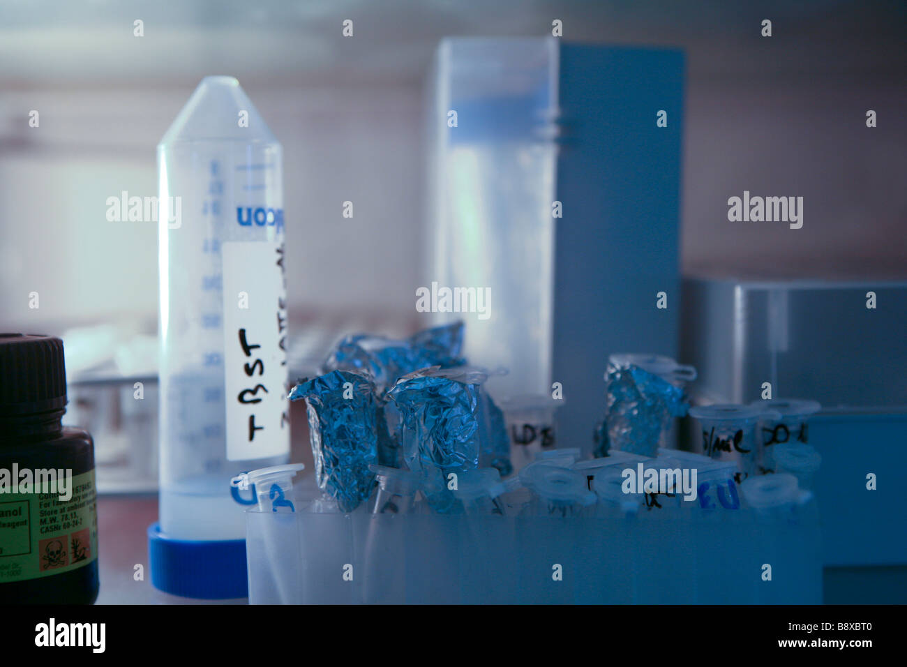 Laboratory refrigerator hi-res stock photography and images - Alamy