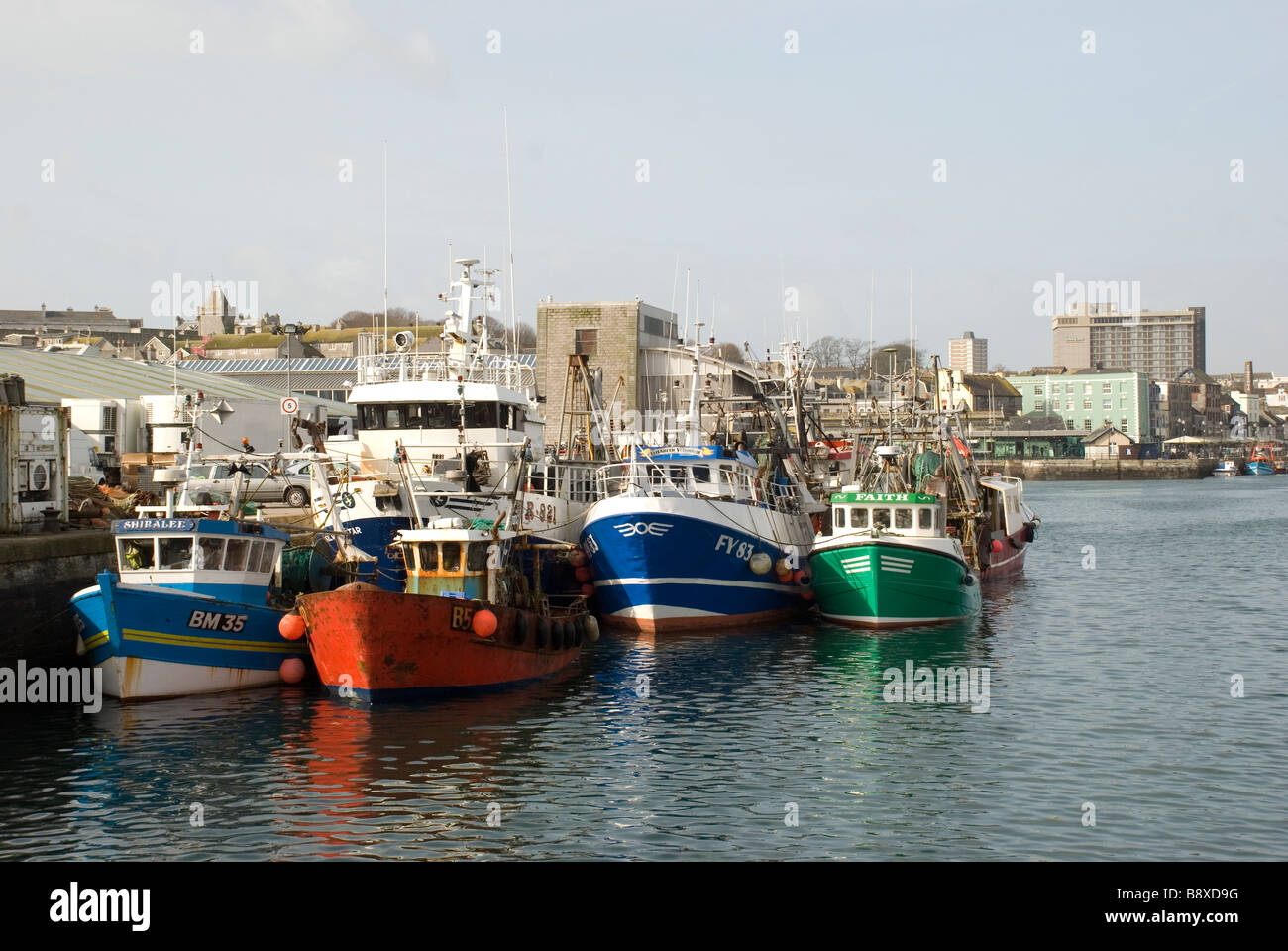 Trawlers in plymouth harbour hi-res stock photography and images - Alamy
