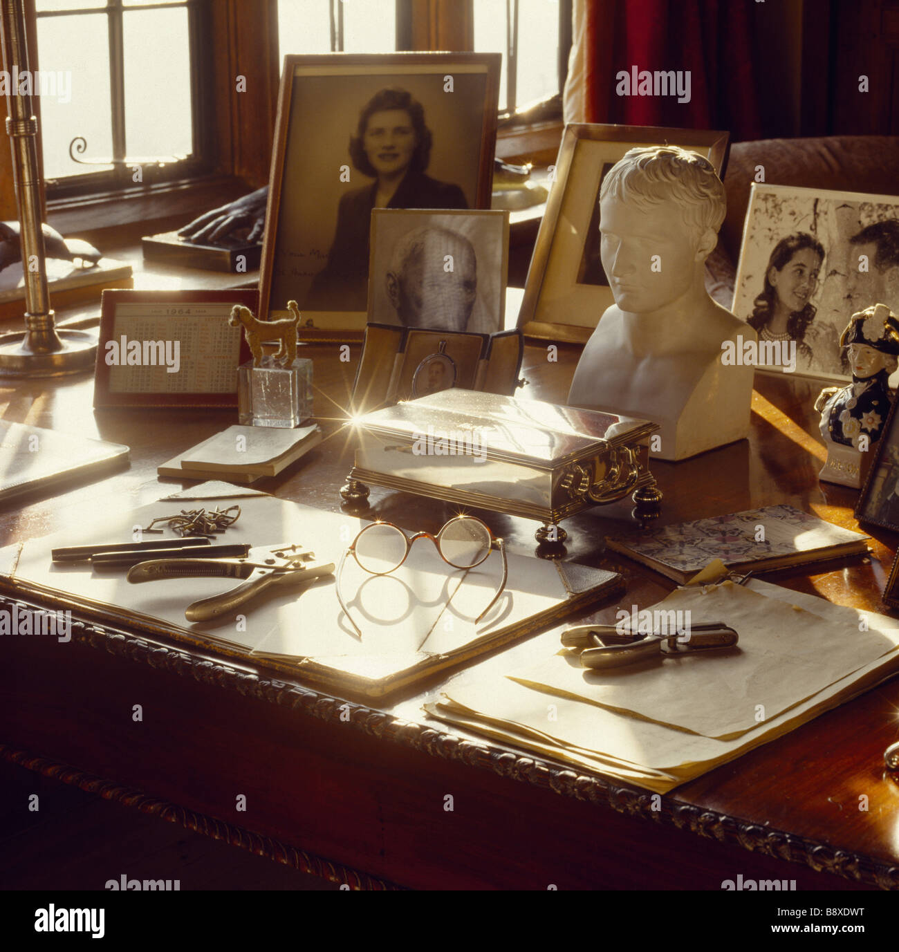 Chartwell house interior hi-res stock photography and images - Alamy