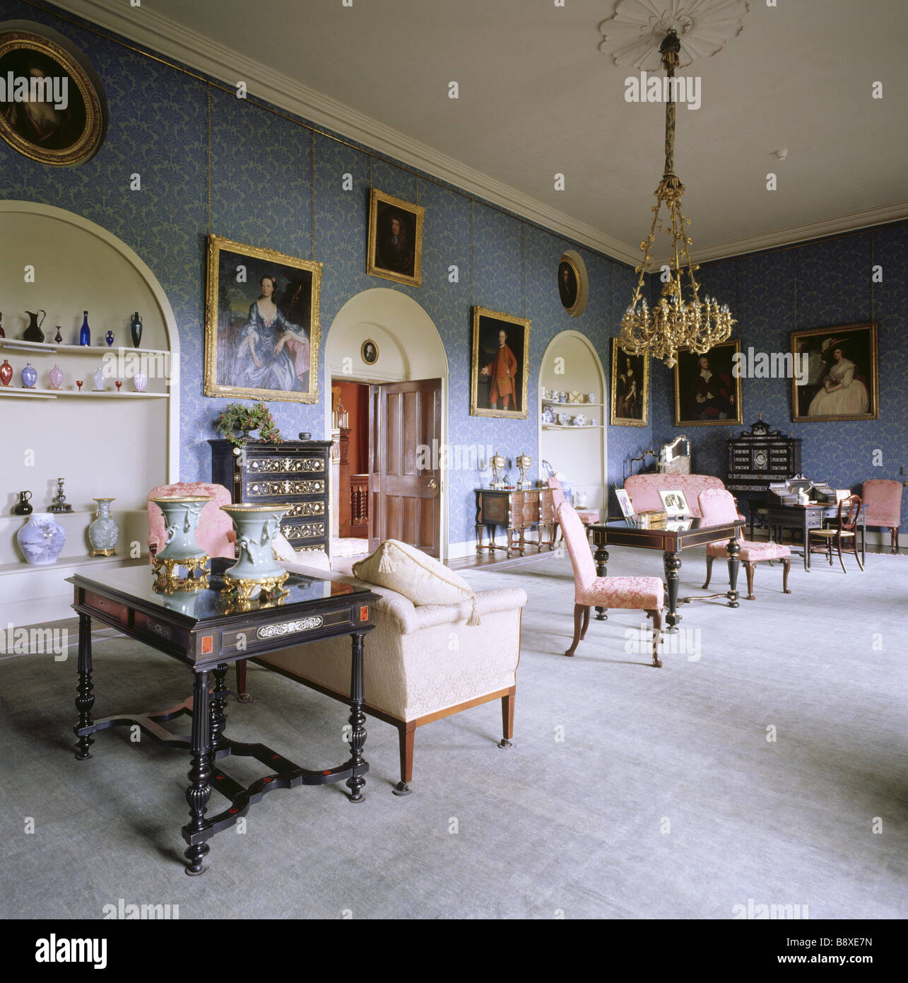 Architectural drawing castle hi-res stock photography and images - Alamy