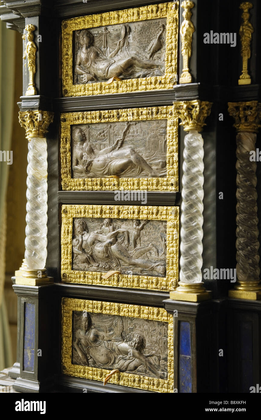 Hinton ampner interior hi-res stock photography and images - Alamy