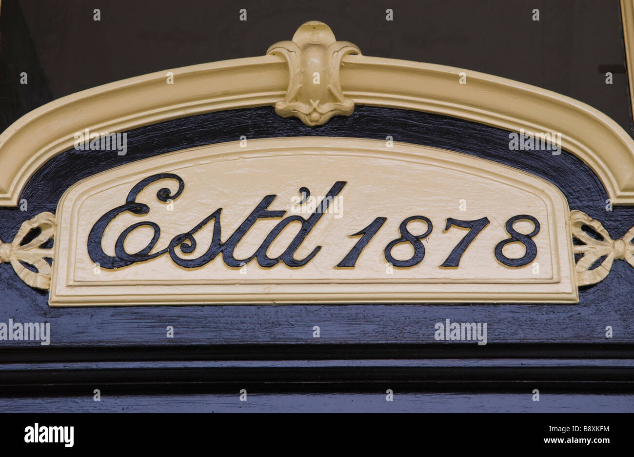 Victorian shop signs hi-res stock photography and images - Alamy