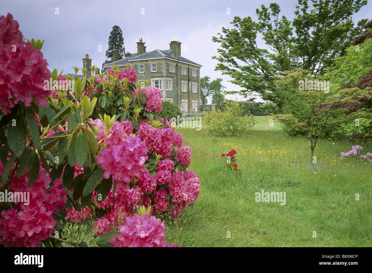 English garden influence europe hi-res stock photography and images - Alamy