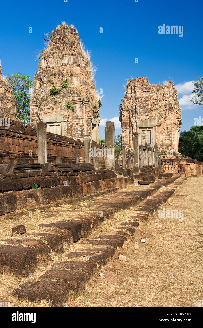 Pre Rup temple Angkor Stock Photo - Alamy