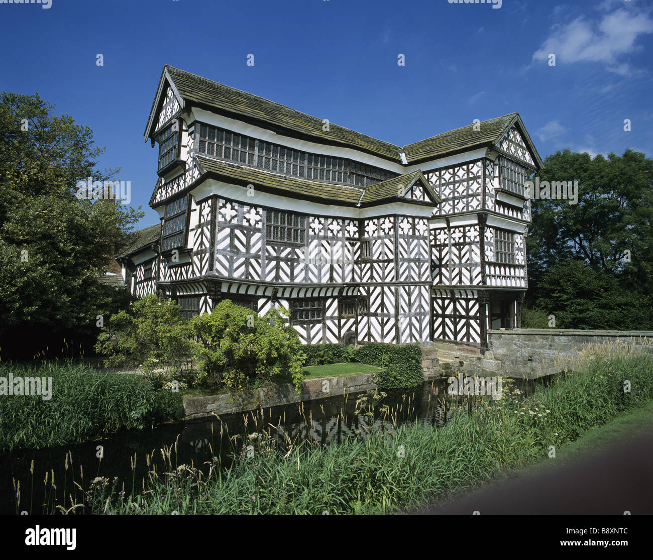 Little Moreton Hall Stock Photo - Alamy