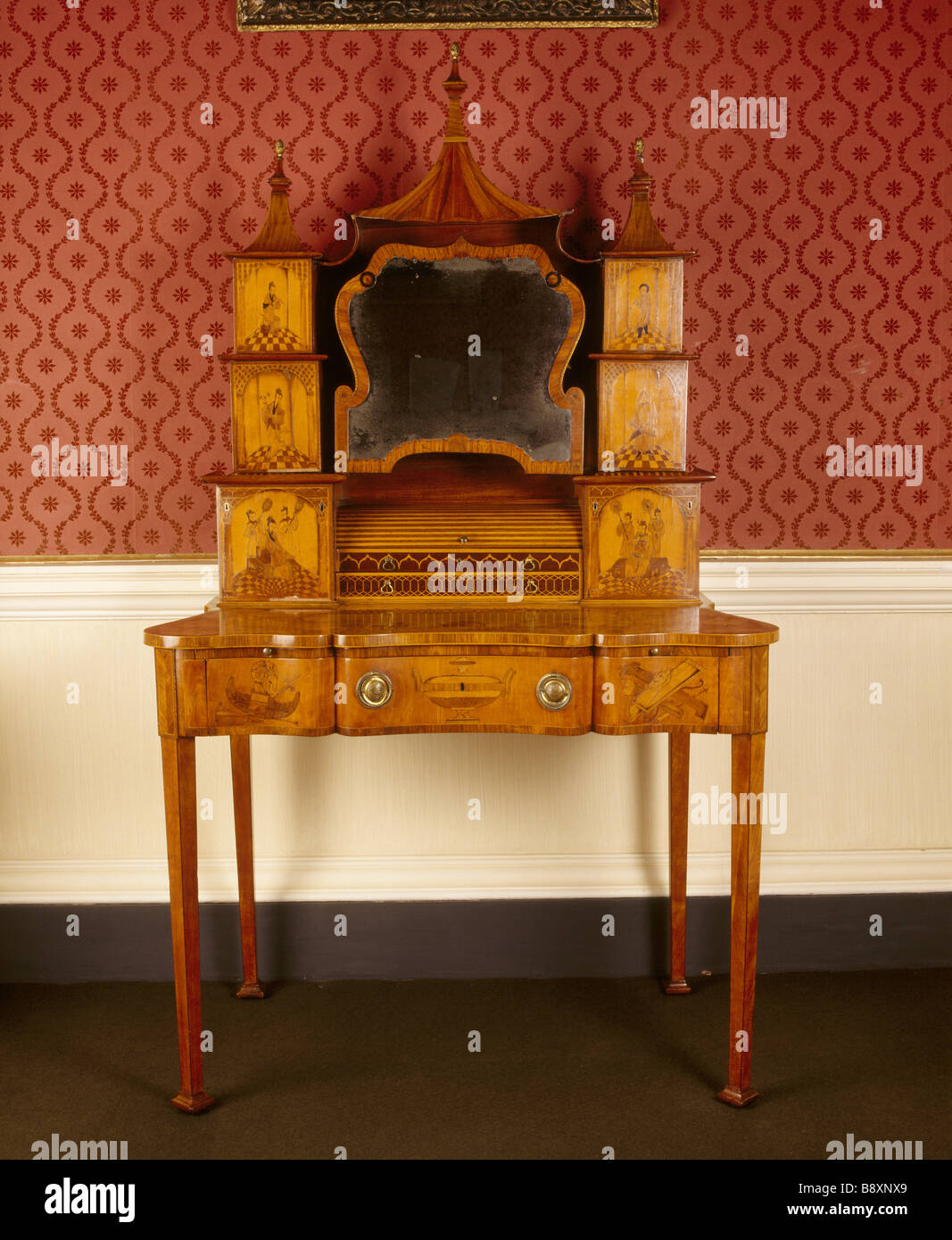 Stately home interior wallpaper hi-res stock photography and images - Alamy