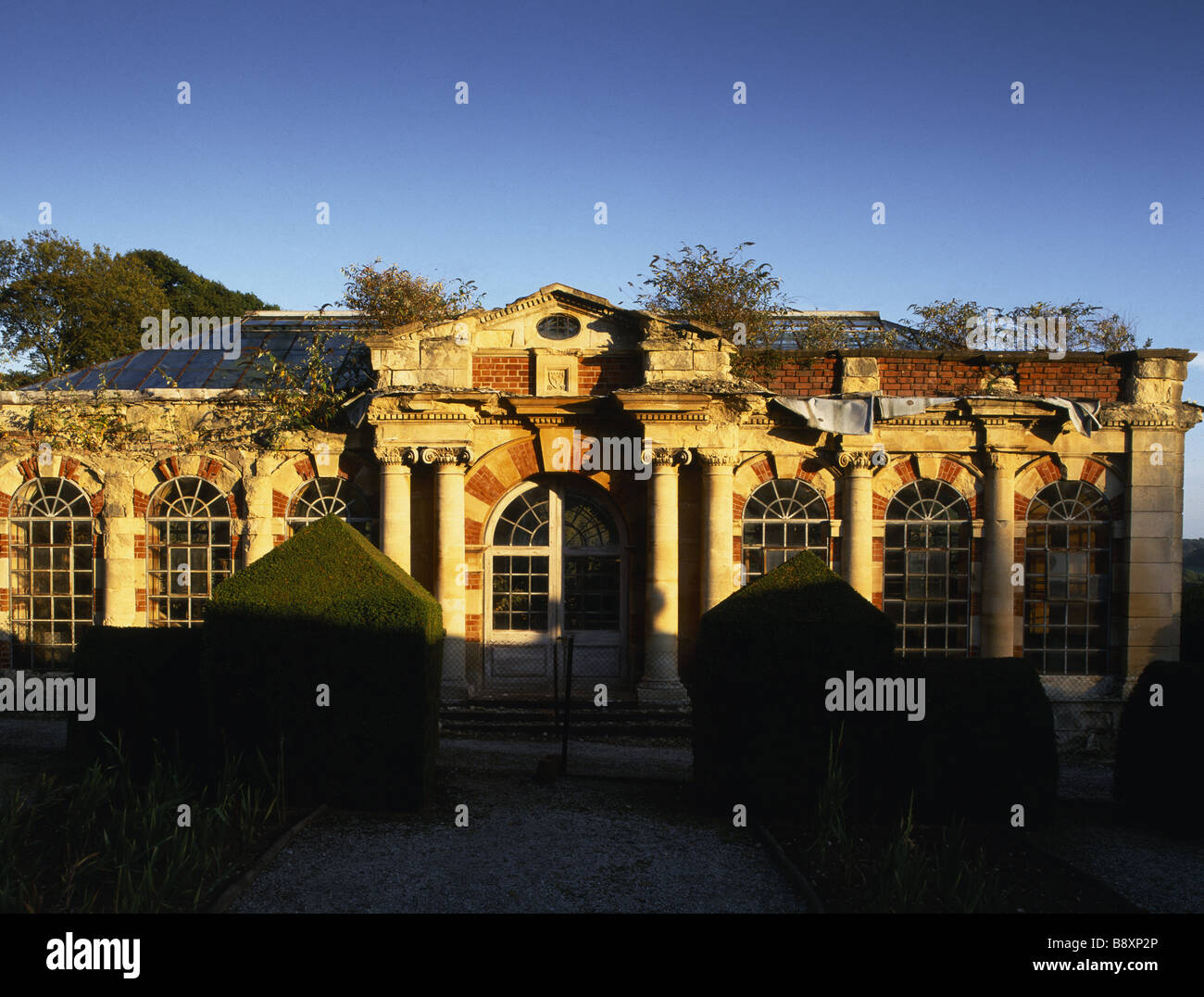 Tyntesfield house bath hi-res stock photography and images - Alamy