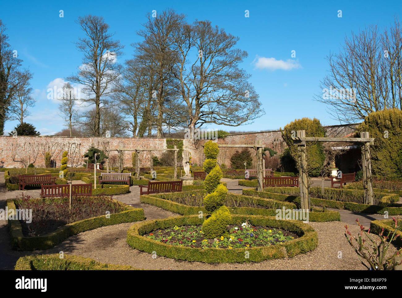 Rose Garden at Sewerby Hall, "East Riding" of Yorkshire, England ...