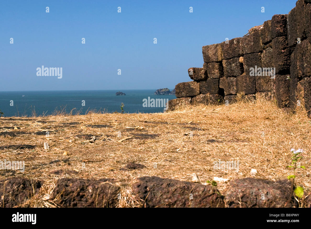 Burnt fort hi-res stock photography and images - Alamy