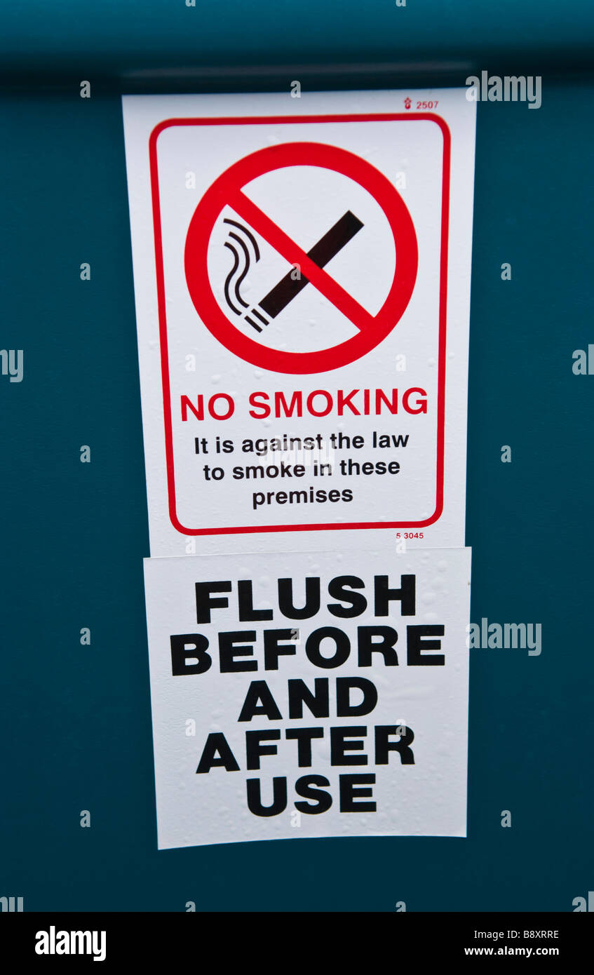 Toilet sign uk hi-res stock photography and images - Alamy