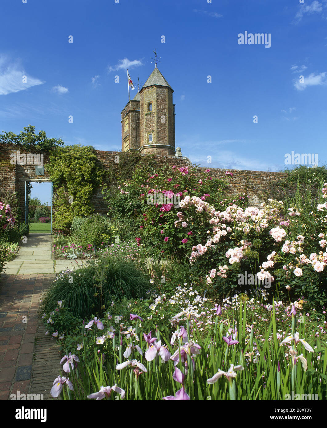 Sissinghurst Castle Garden Stock Photo - Alamy