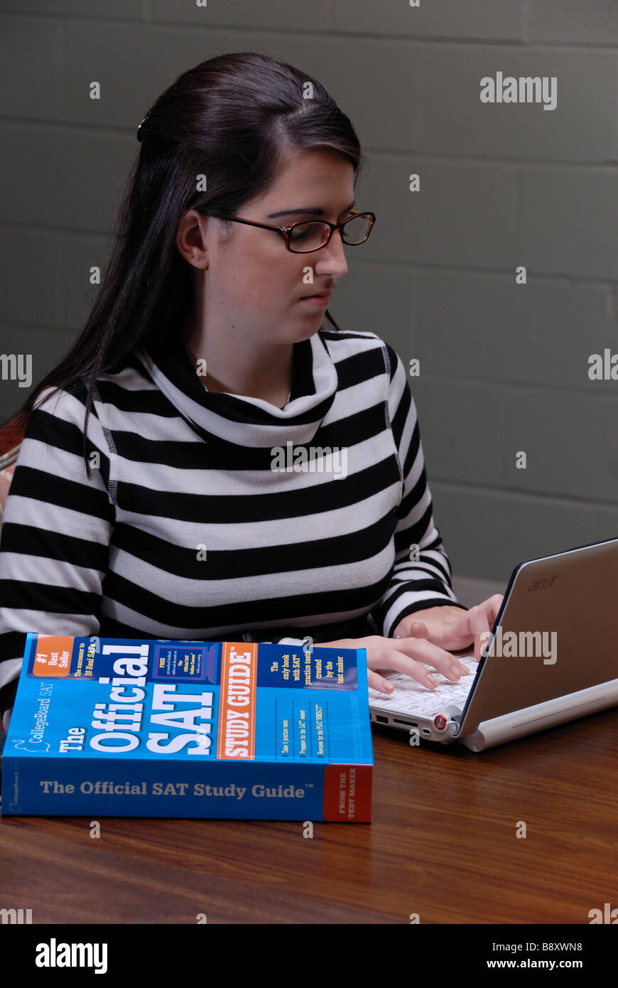 Admission test hi-res stock photography and images - Alamy