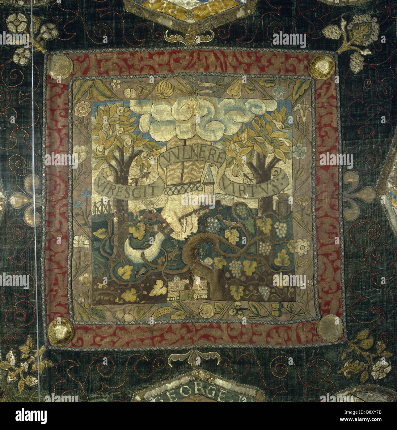 Mary queen of scots embroidery hi-res stock photography and images - Alamy