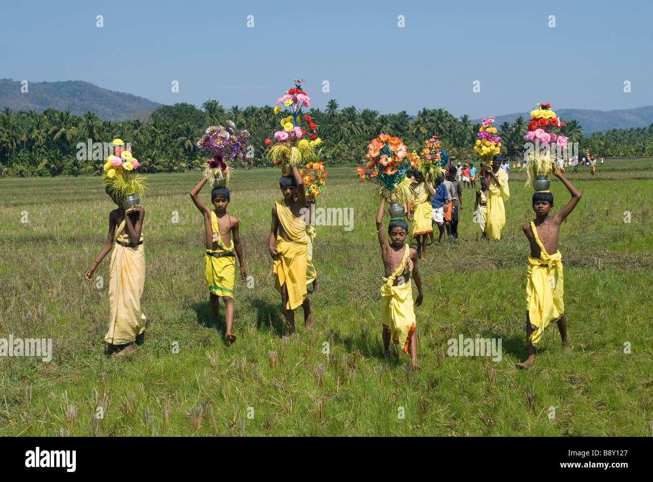 Karagam dance hi-res stock photography and images - Alamy