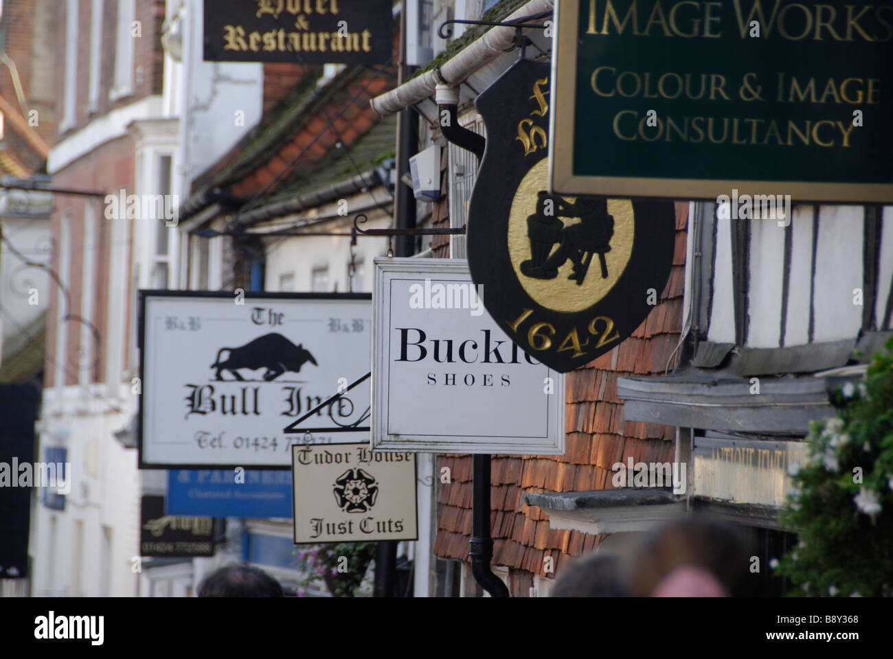 Battle high street hi-res stock photography and images - Alamy