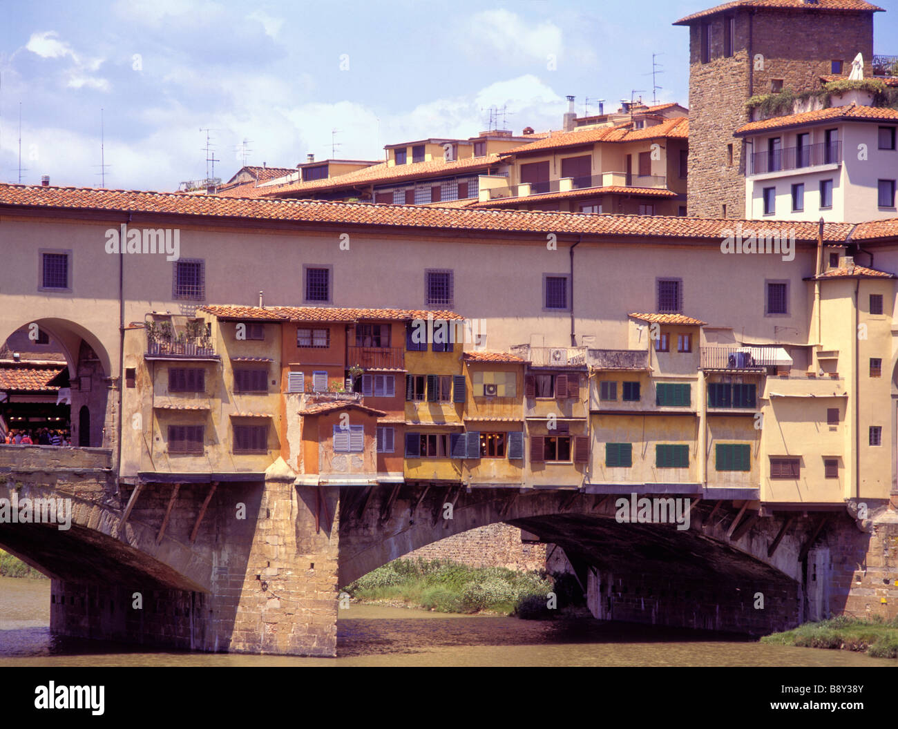 Tuscany bridges florence italy hi-res stock photography and images - Alamy