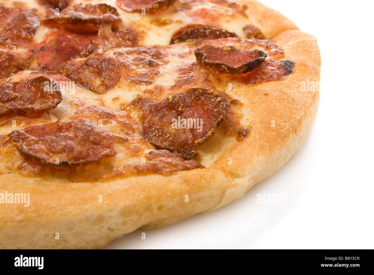 Close up detail of a pepperoni pizza Stock Photo - Alamy
