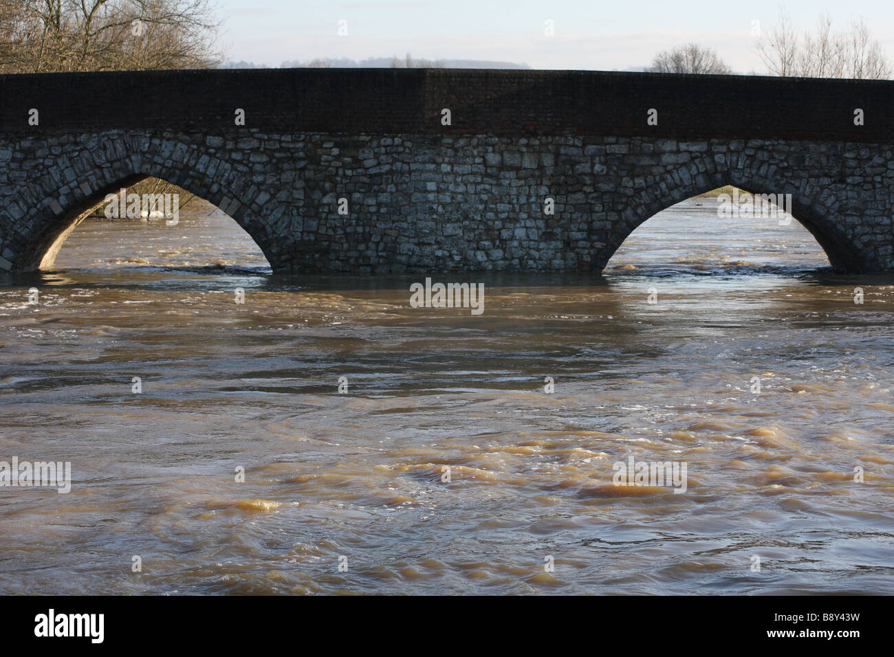 medieval bridge flood flooding river medway yalding kent uk europe ...