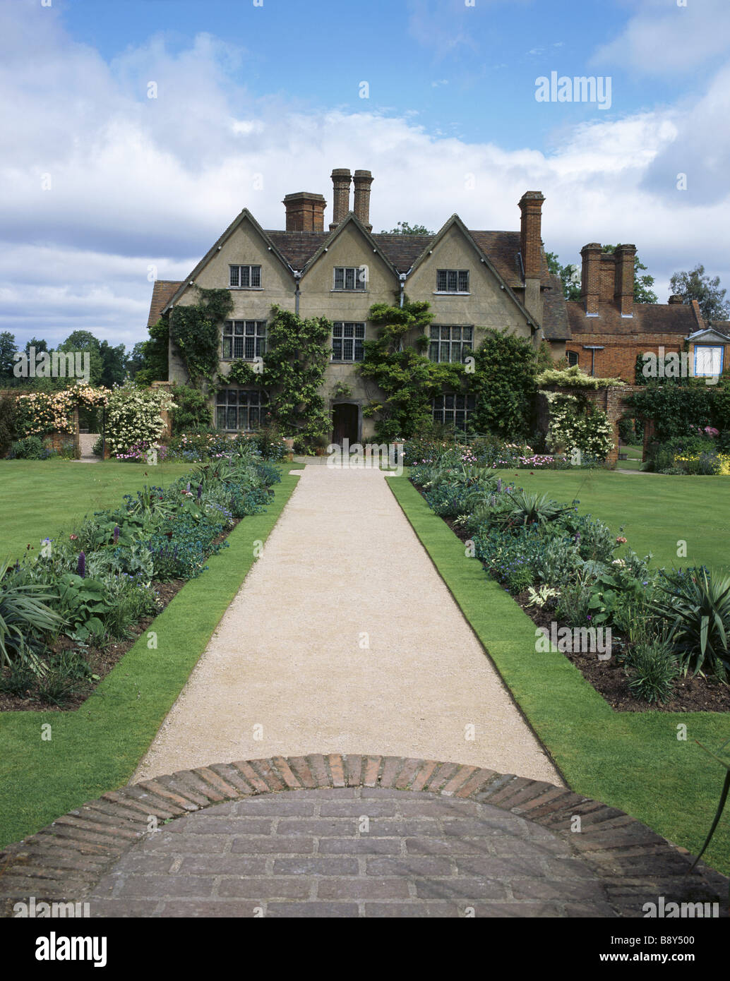 Carolean hi-res stock photography and images - Alamy