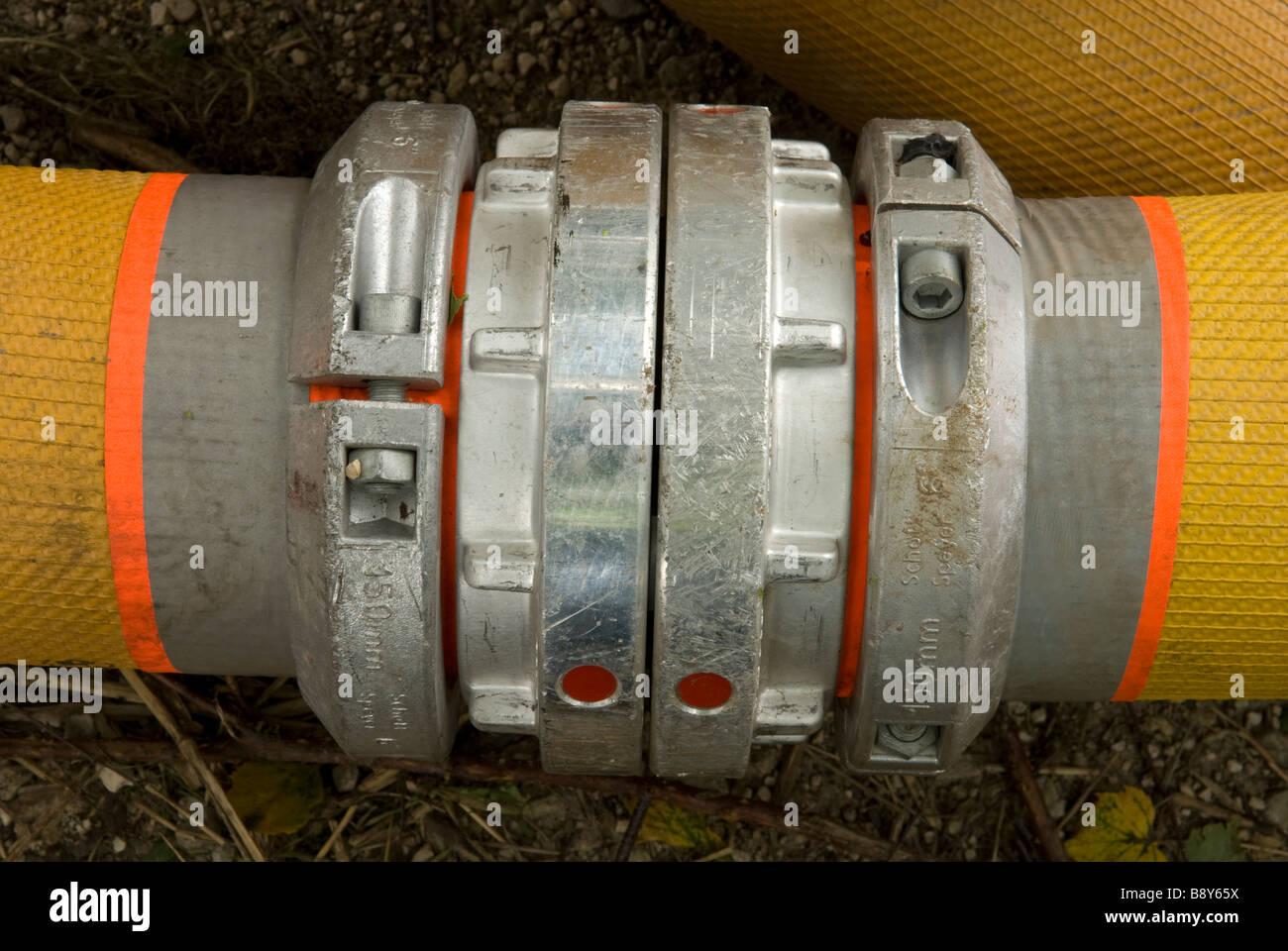 Fire hose coupling hi-res stock photography and images - Alamy
