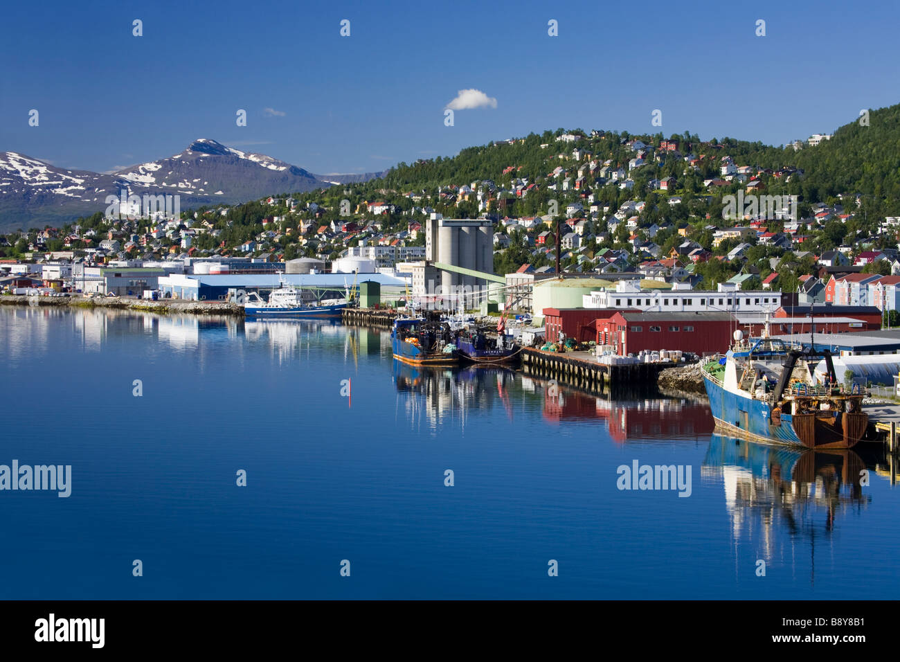 Commercial trawler fishing boat vessel hi-res stock photography and ...