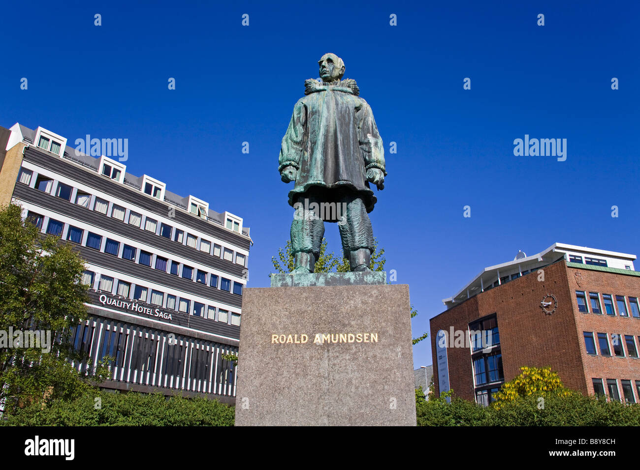 Roald amundsen park hi-res stock photography and images - Alamy