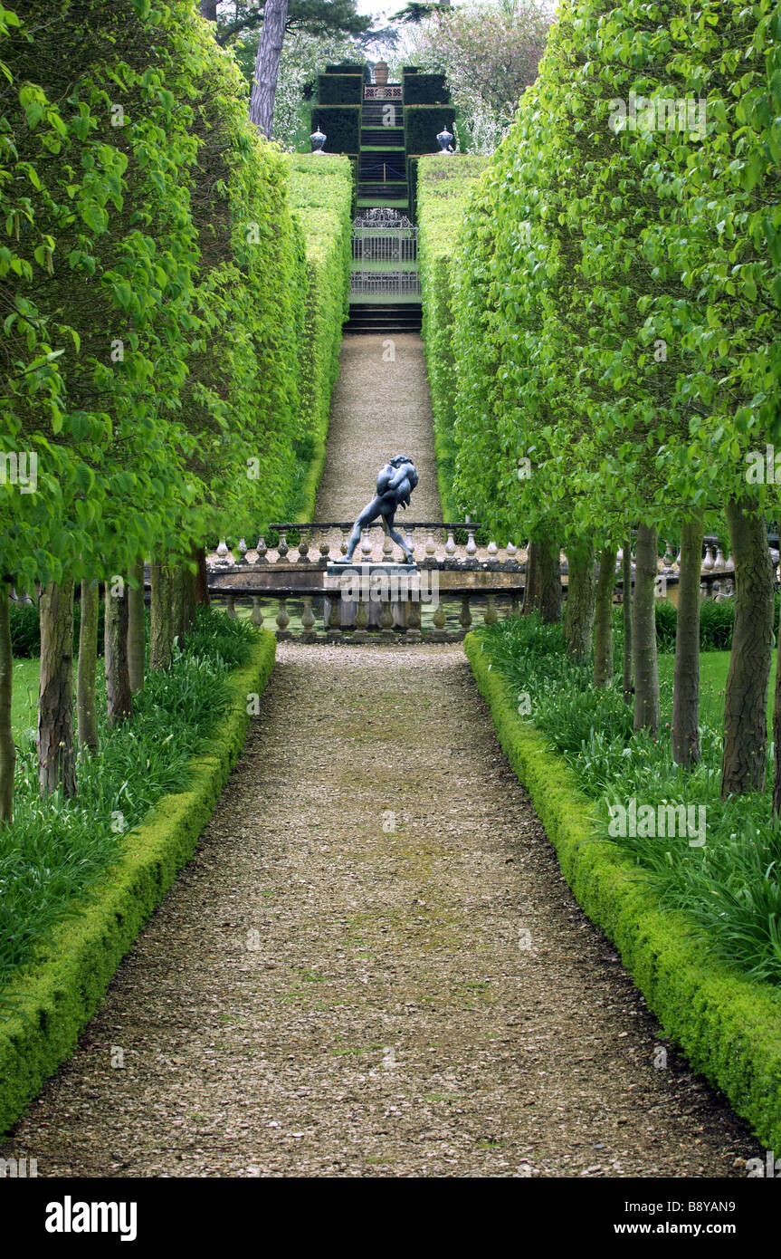 Buscot park hi-res stock photography and images - Alamy