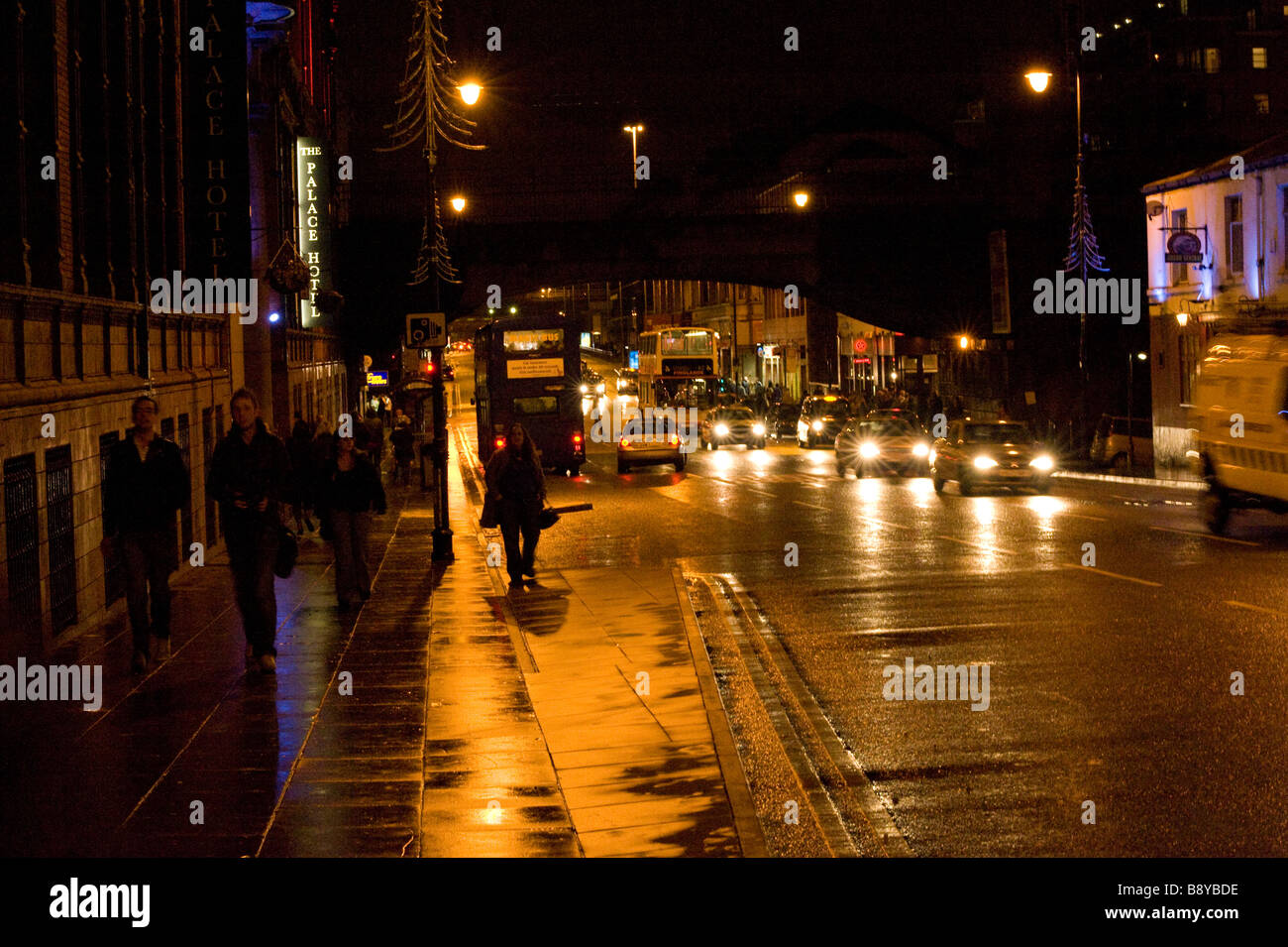 Midnight street hi-res stock photography and images - Alamy