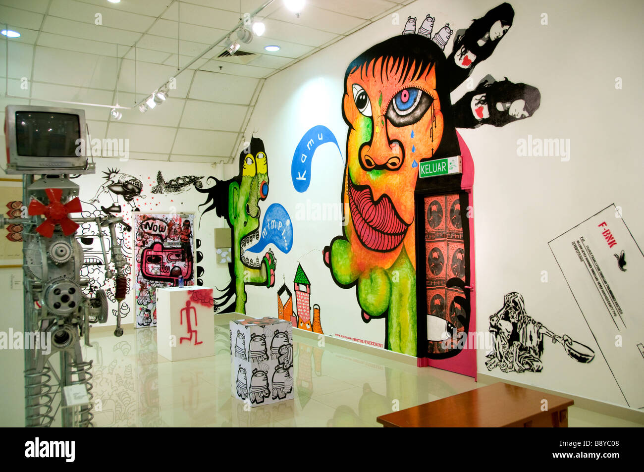 Kuala lumpur modern art painting painter museum hi-res stock ...