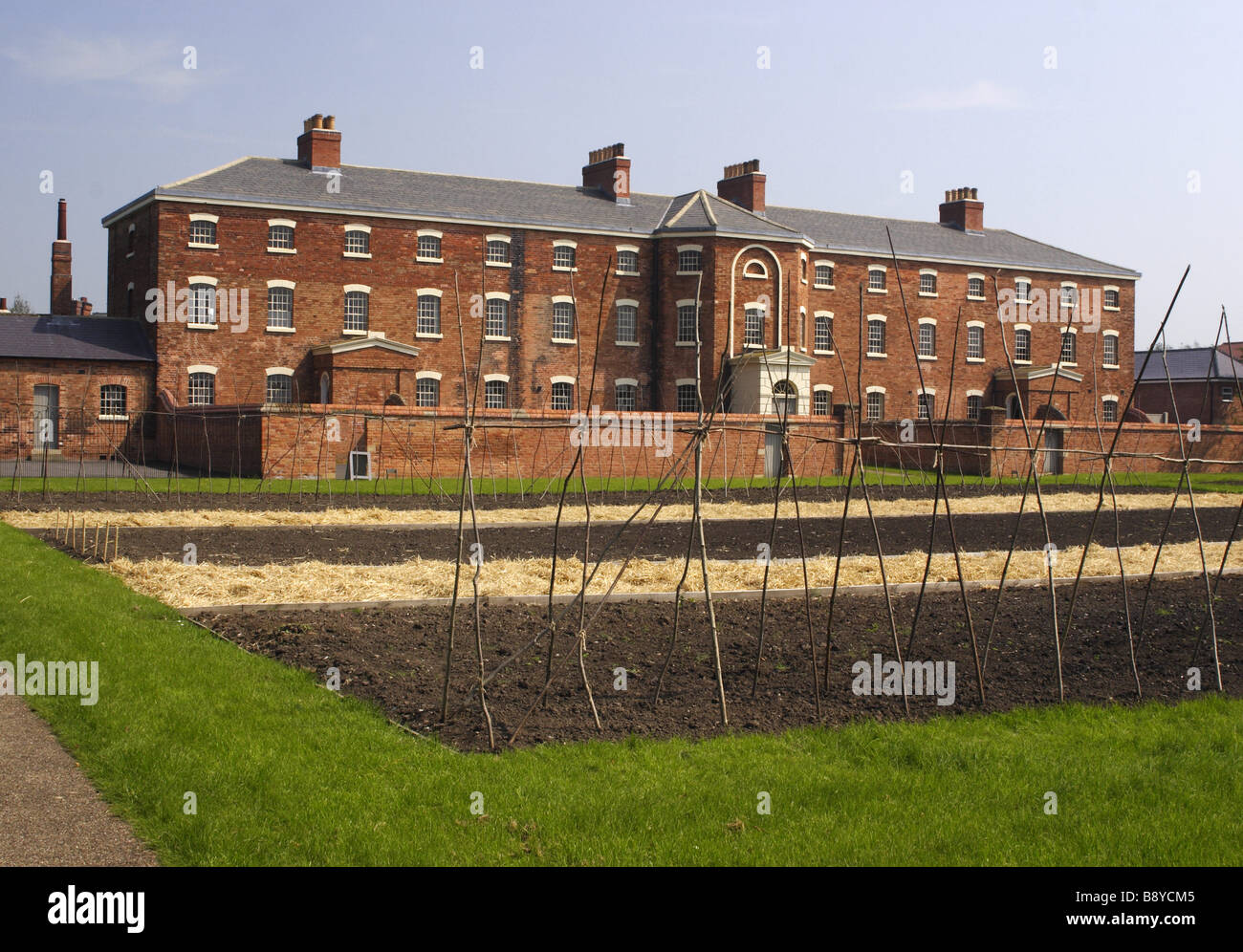 Workhouse england hi-res stock photography and images - Alamy