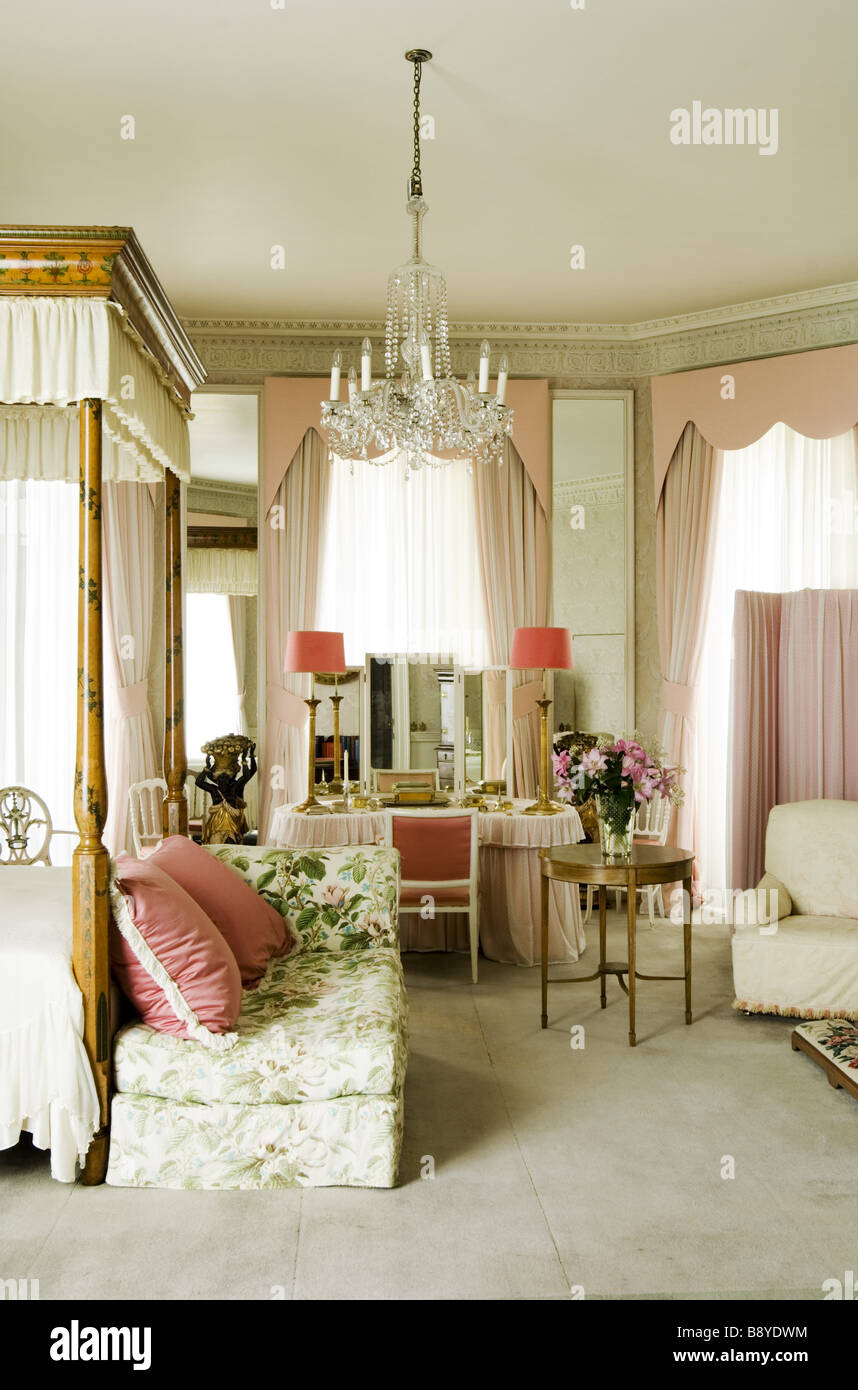 Plas newydd bedroom hi-res stock photography and images - Alamy