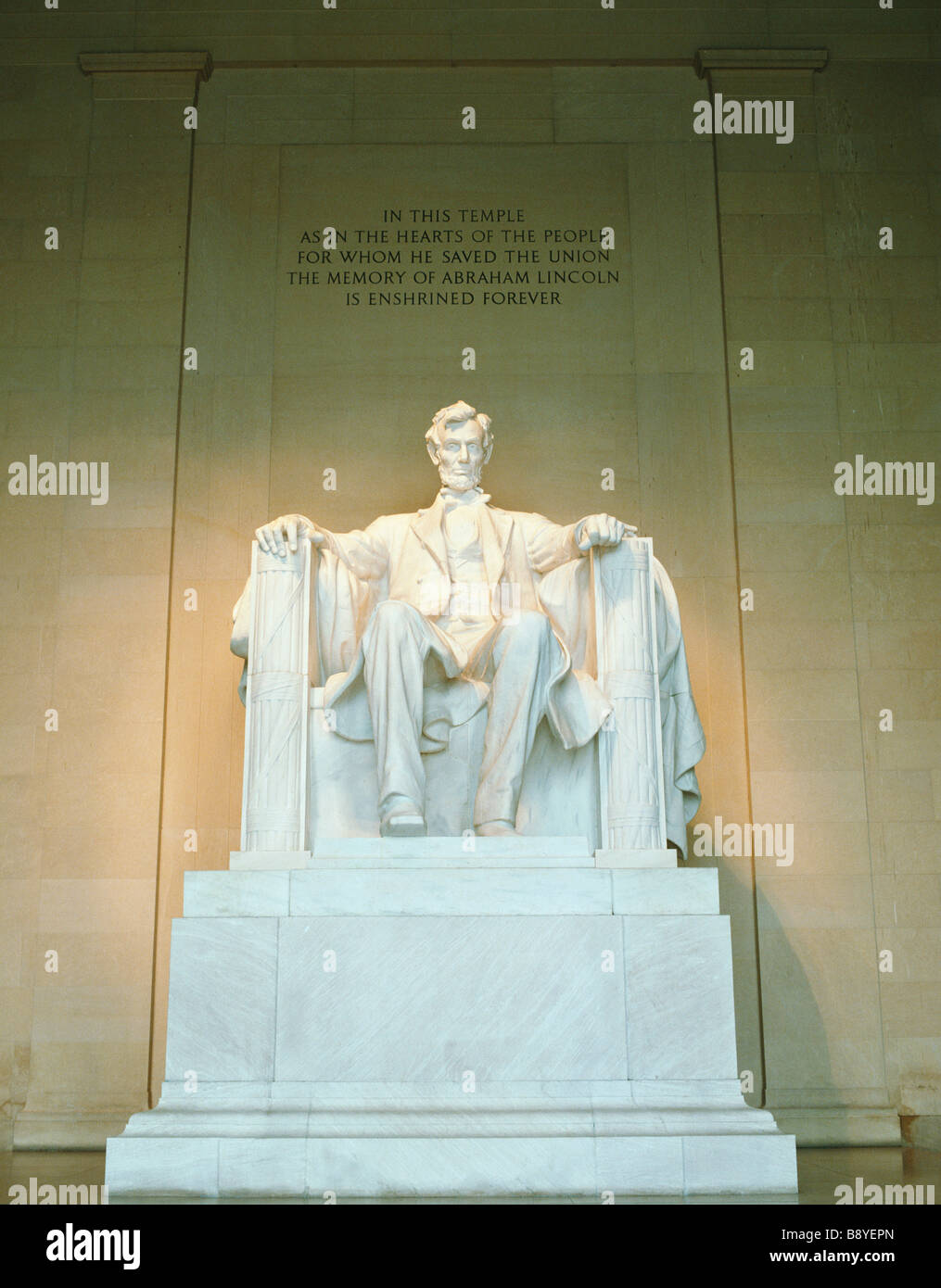 USA WASHINGTON DC LINCOLN MEMORIAL STATUE Stock Photo - Alamy