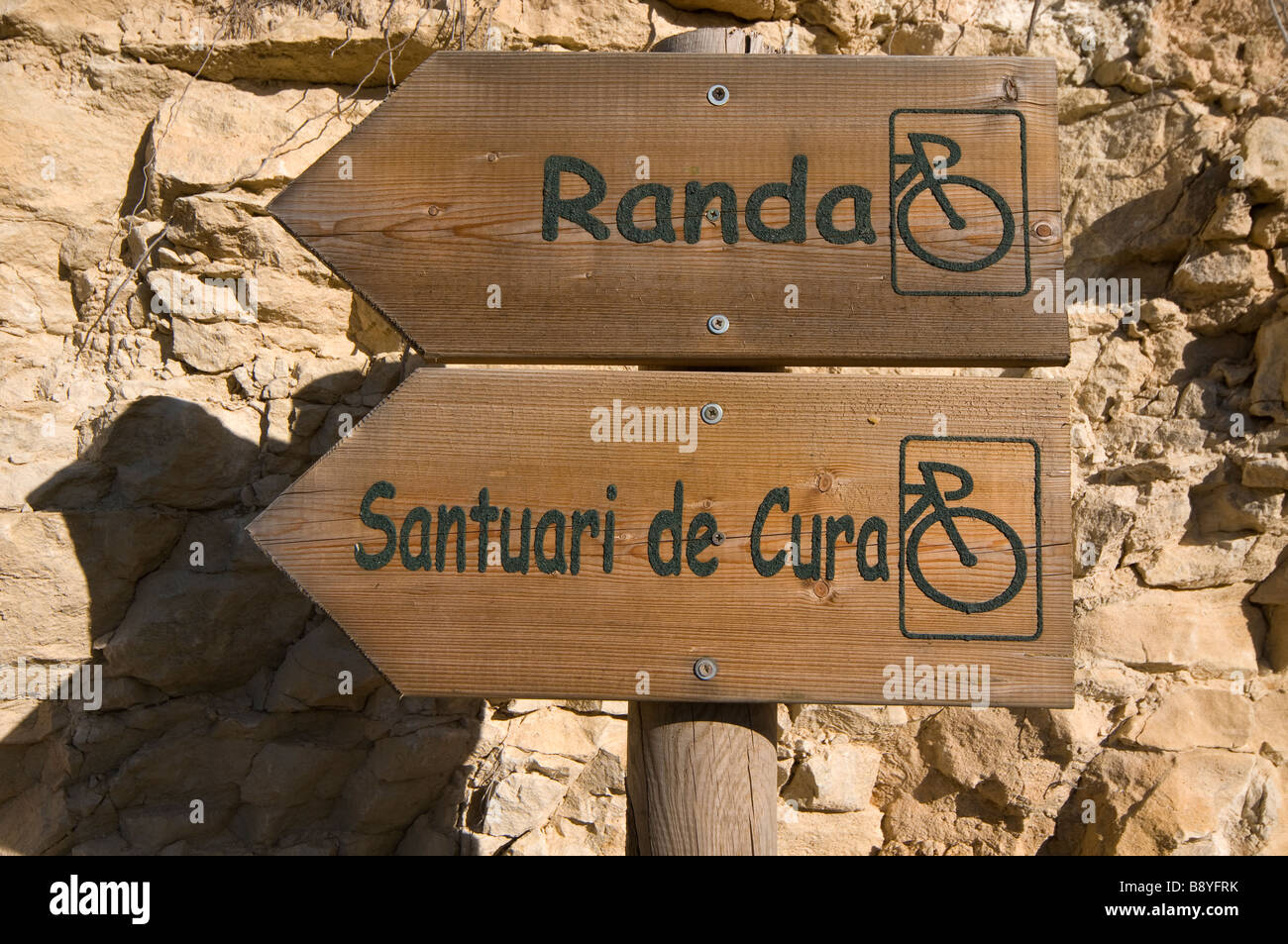 Majorca, roadsign for bikers Randa Stock Photo - Alamy
