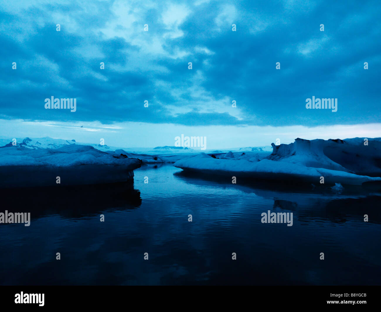 Icebergs night sky hi-res stock photography and images - Alamy