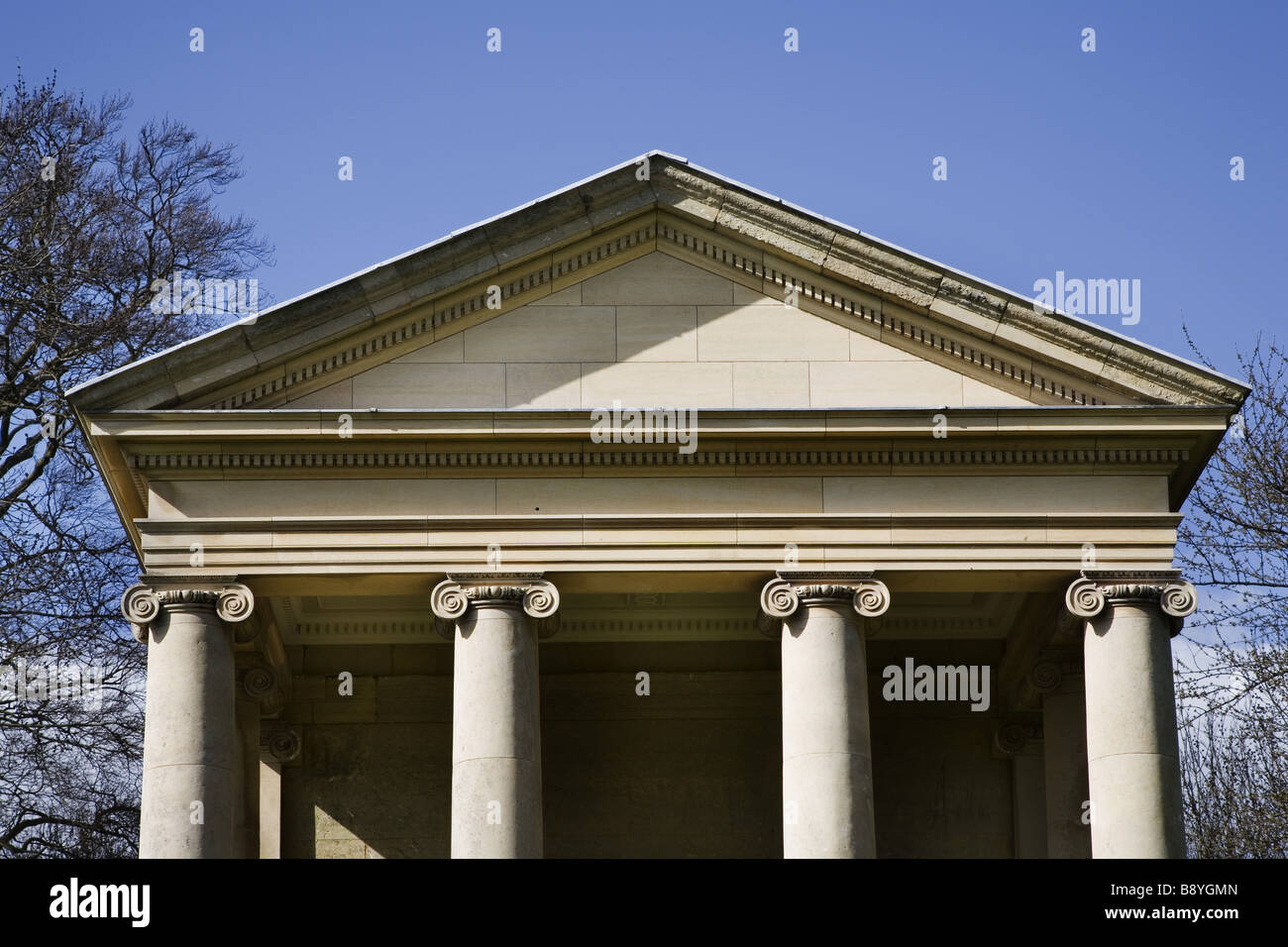 Ionic temples hi-res stock photography and images - Alamy
