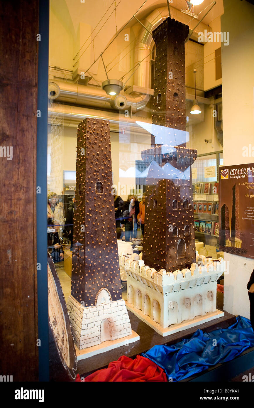 Towers made of chocolate hi-res stock photography and images - Alamy