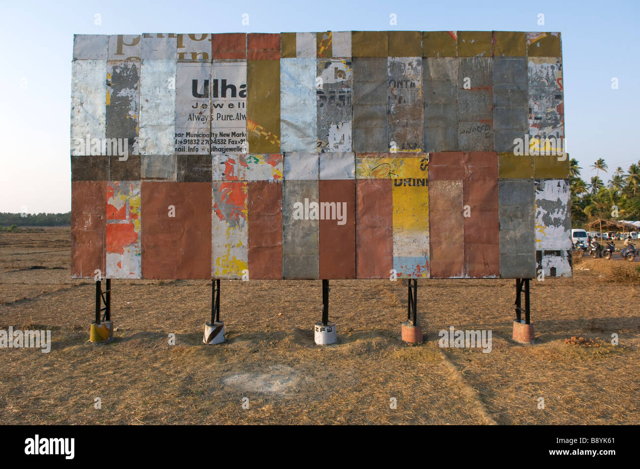 Advertising signs India Stock Photo - Alamy