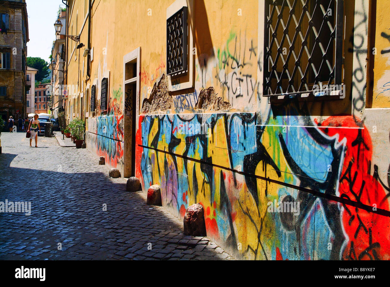 Murales rome hi-res stock photography and images - Alamy