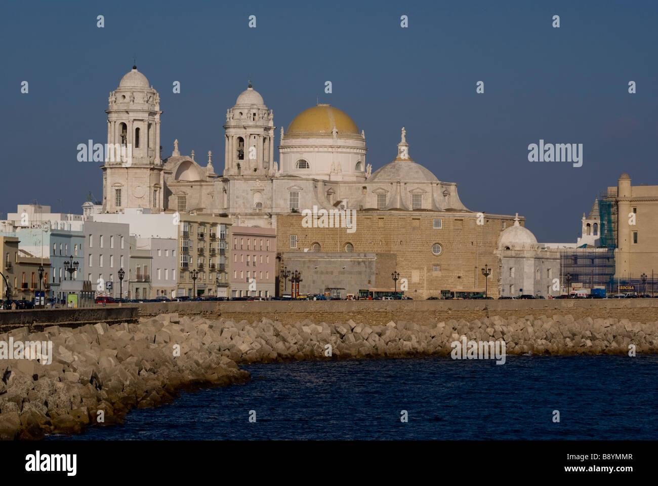 Seafront and the cathedral cadiz hi-res stock photography and images ...