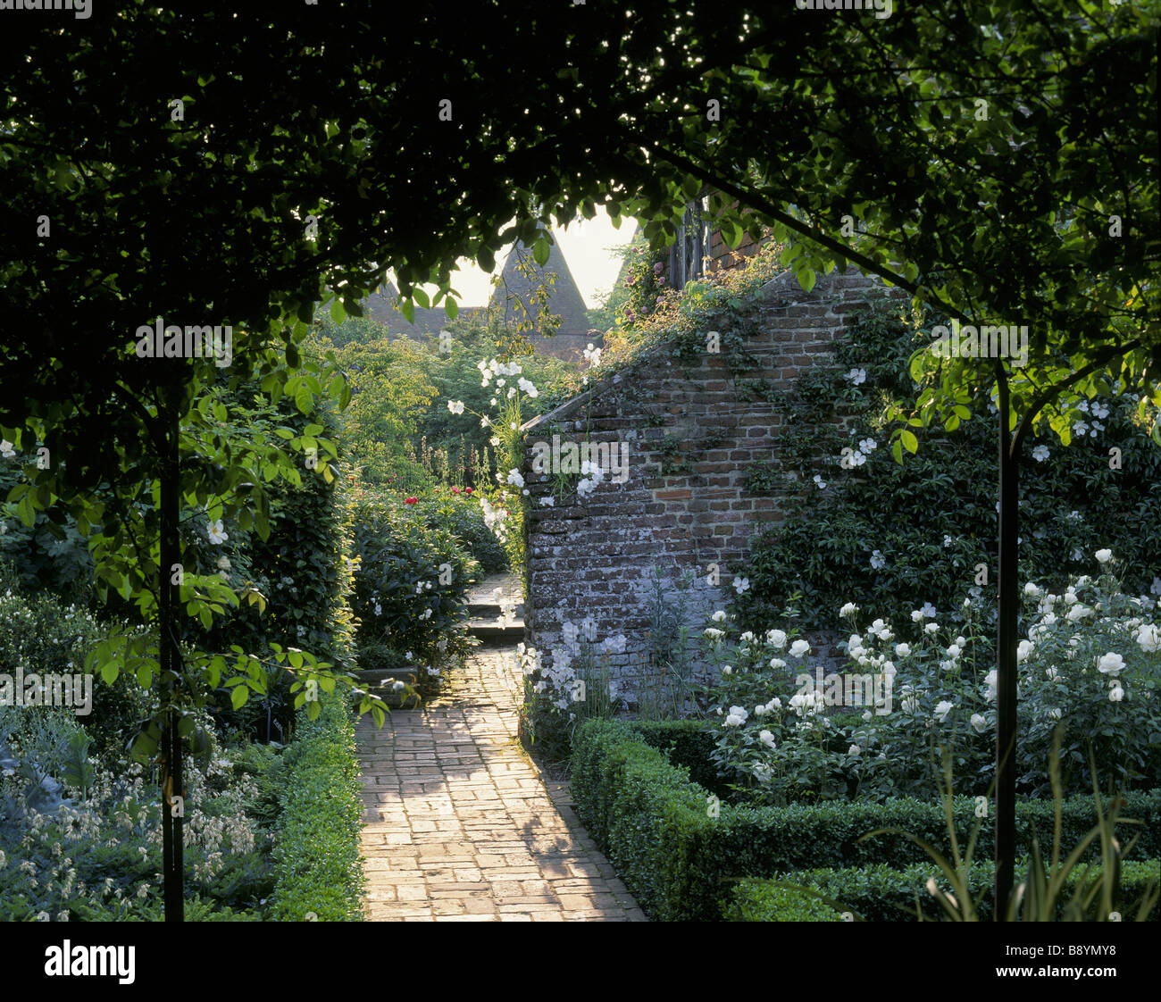 Sissinghurst Castle Garden Stock Photo - Alamy
