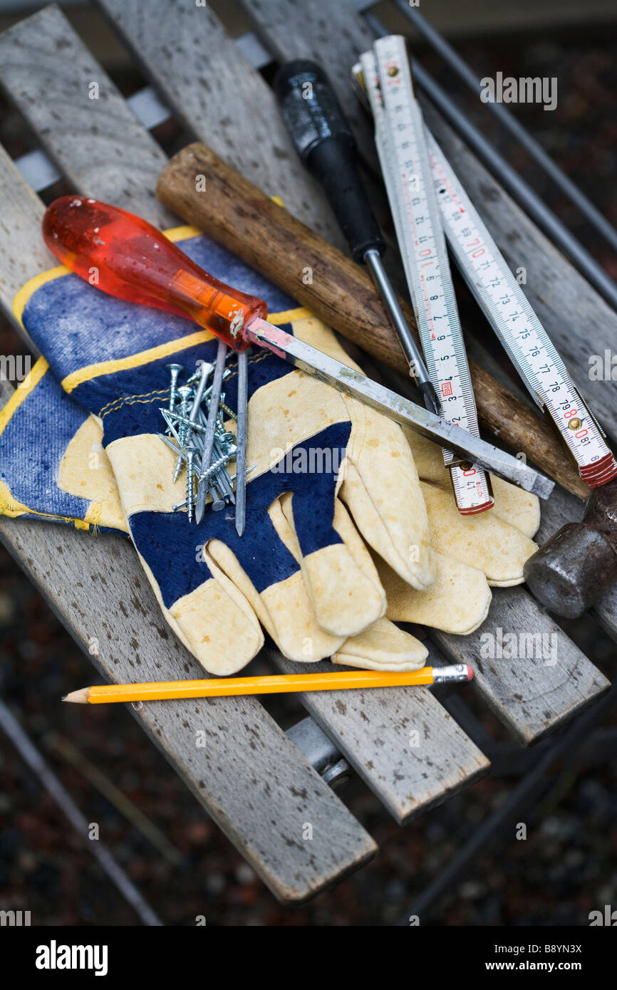 Tools and aids hi-res stock photography and images - Alamy