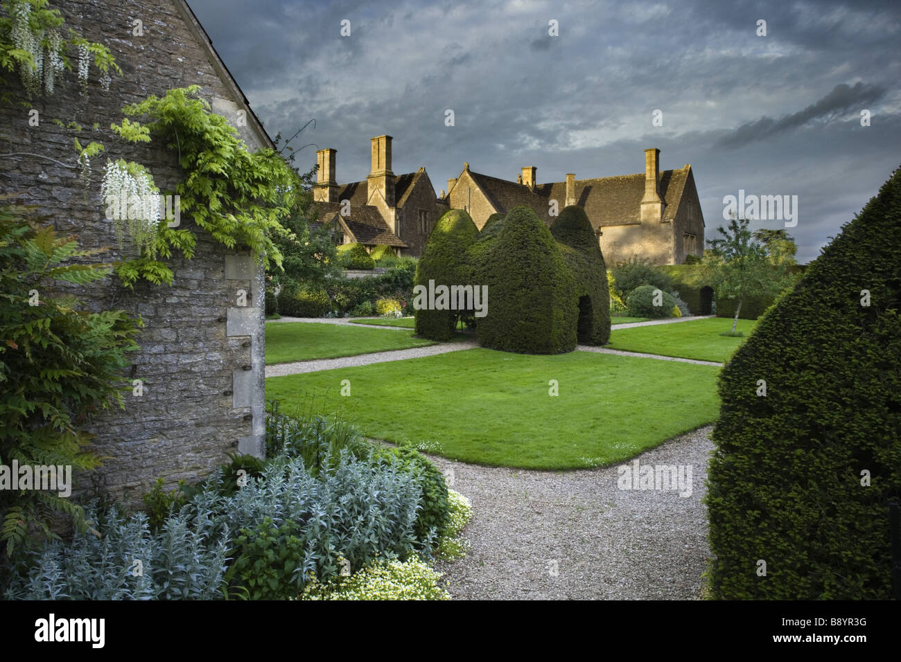 Great Chalfield Manor Stock Photo - Alamy