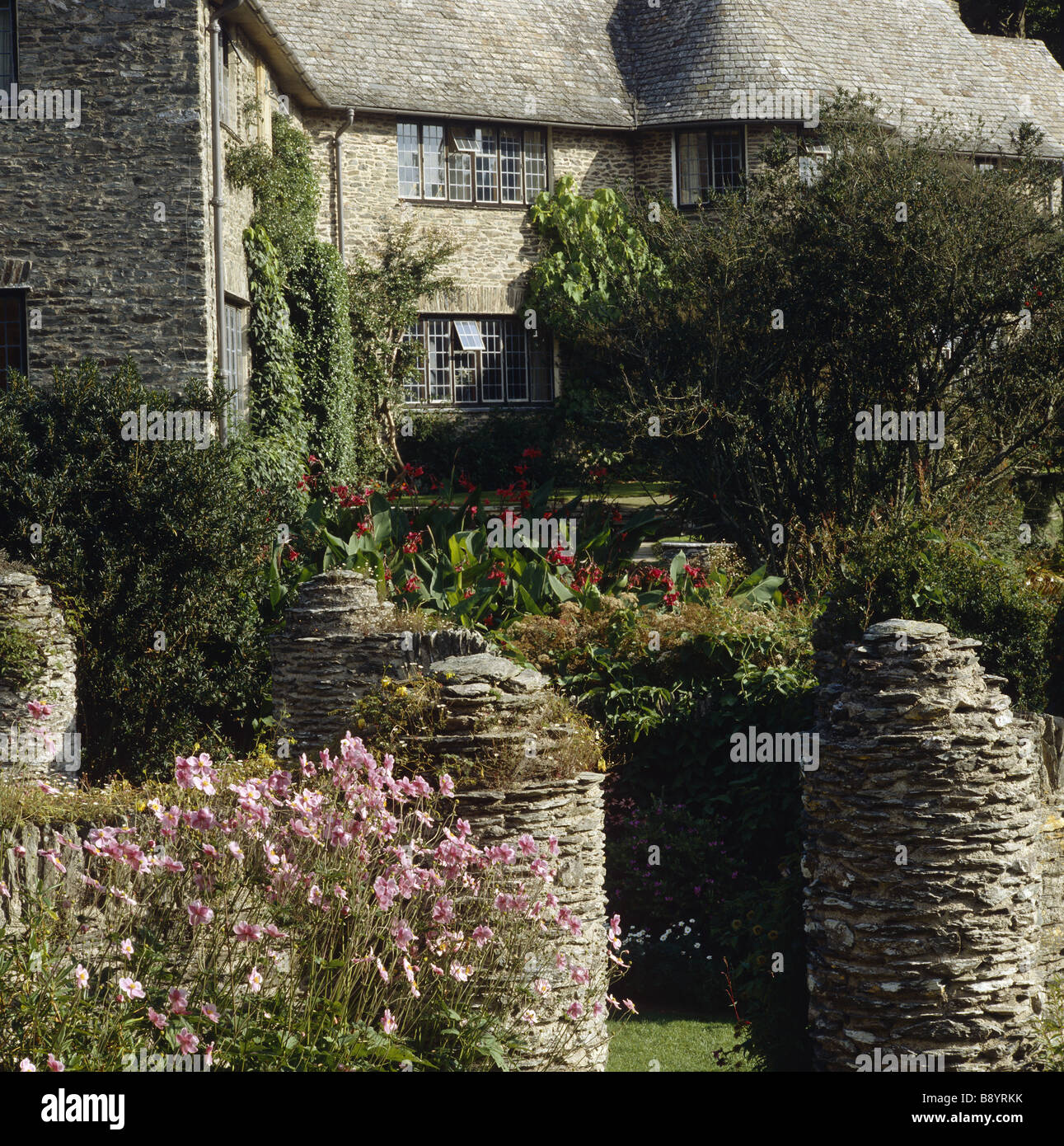 Architect oswald milne hi-res stock photography and images - Alamy