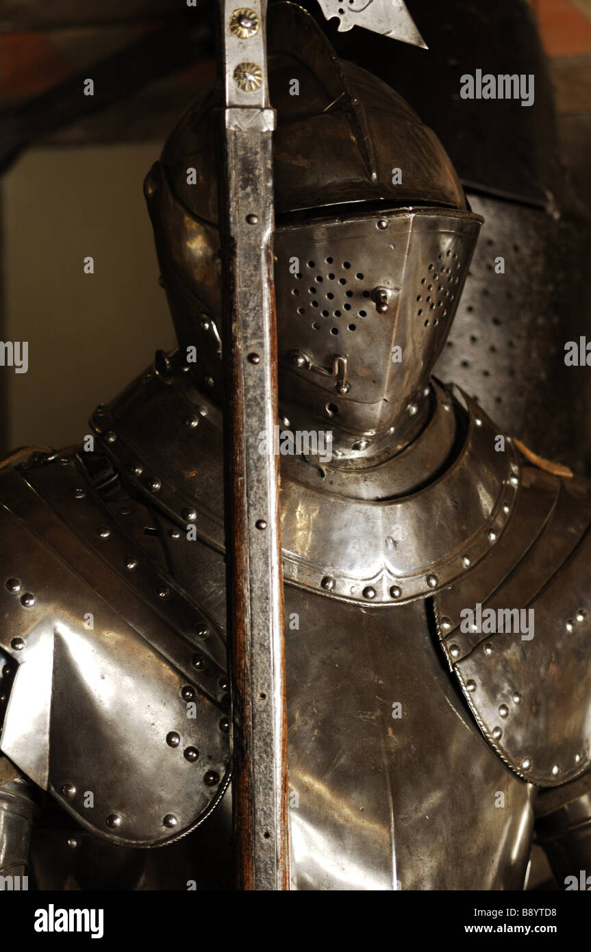 16th century german armour metal hi-res stock photography and images ...
