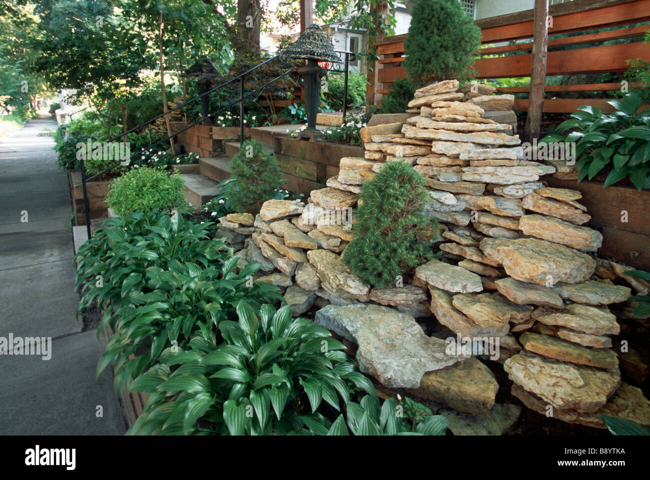 Sloped gardens hi-res stock photography and images - Alamy