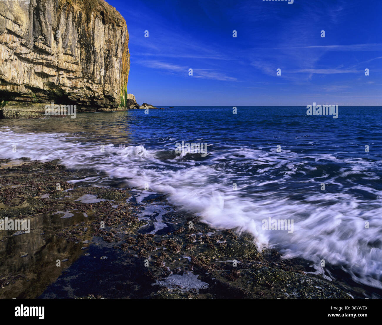 Dancing ledge pool hi-res stock photography and images - Alamy