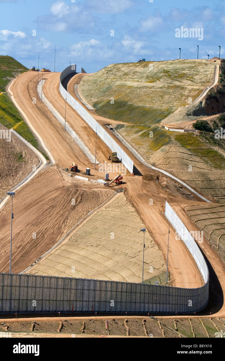 Construction of the border fence that prevents illegal immagrant ...